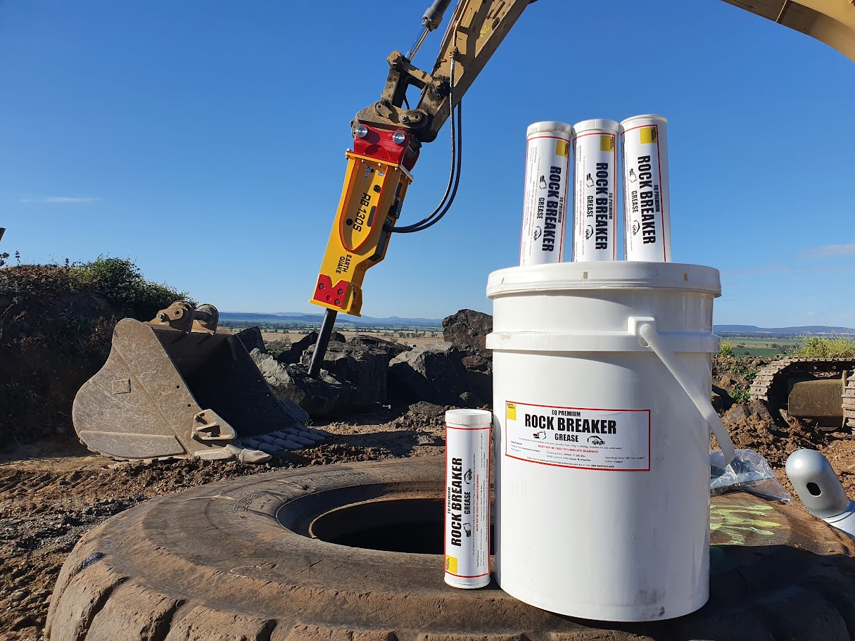 Why Earthquake Premium Rock Breaker Grease is a Must-Have