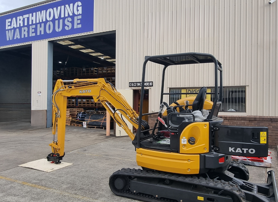 KATO is back in Australia with a range of excavators from 1.7 to 23 ...