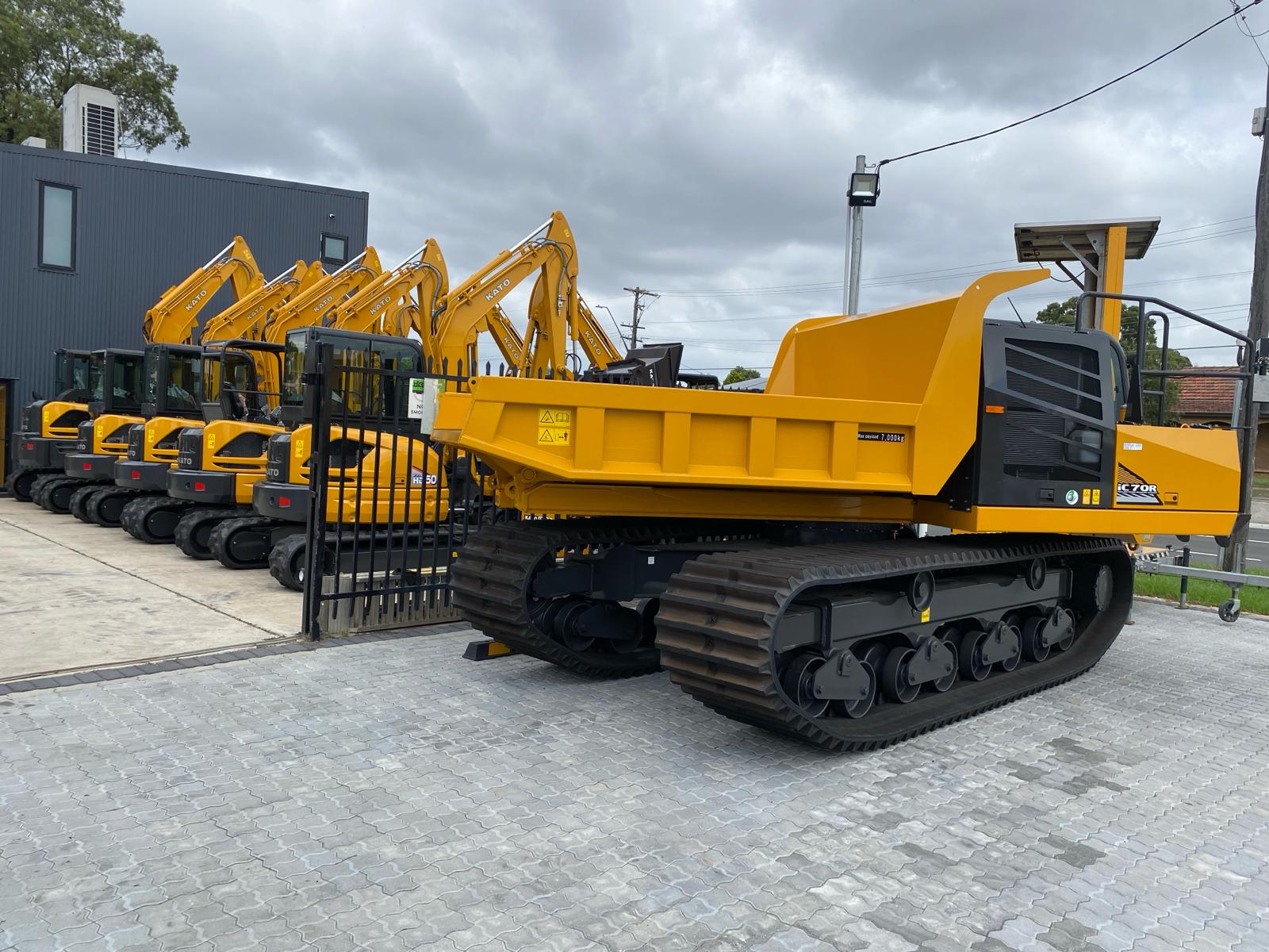 KATO iC70R CRAWLER CARRIER 360° SLEWING