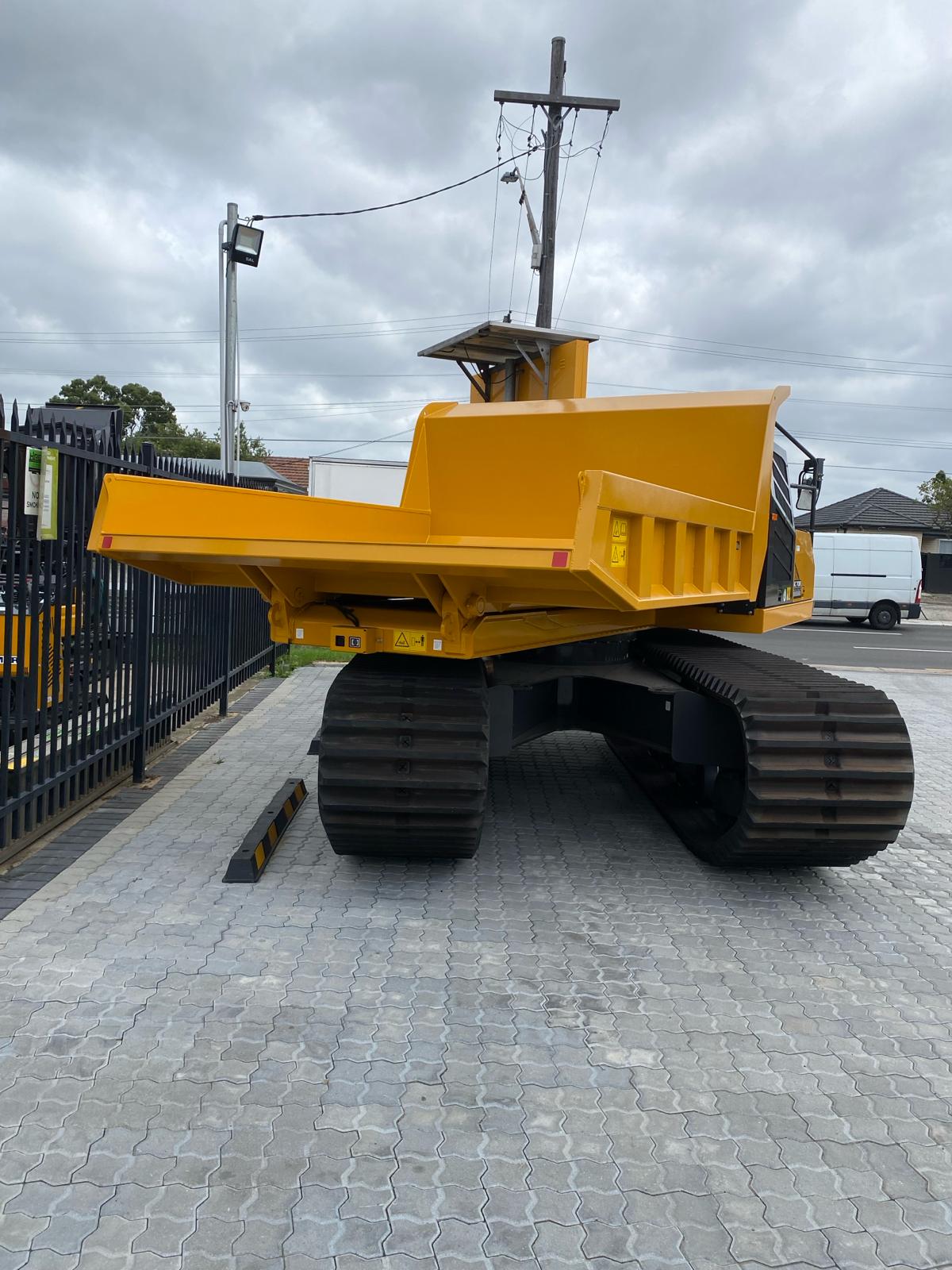 KATO iC70R CRAWLER CARRIER 360° SLEWING