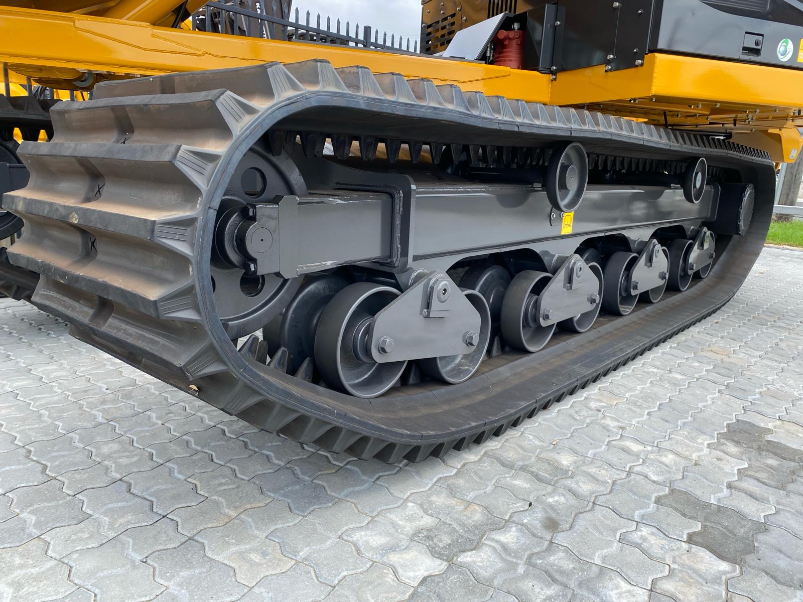 KATO iC70R CRAWLER CARRIER 360° SLEWING