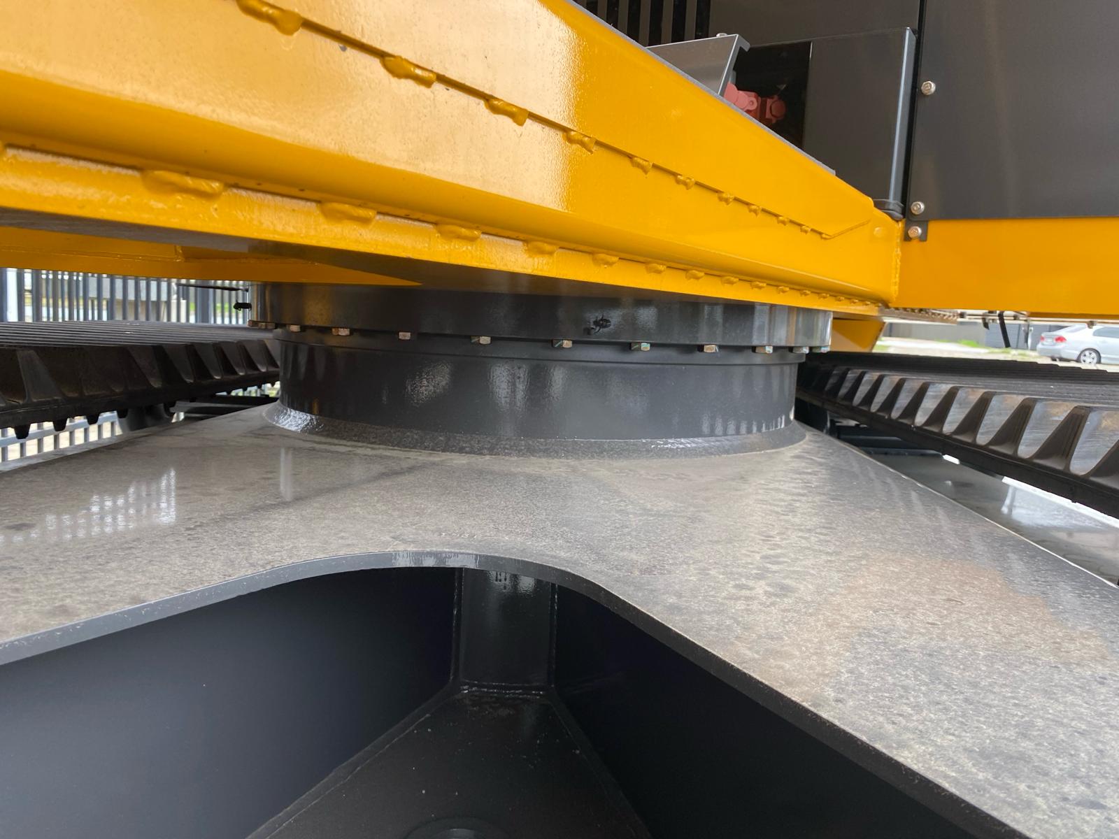 KATO iC70R CRAWLER CARRIER 360° SLEWING