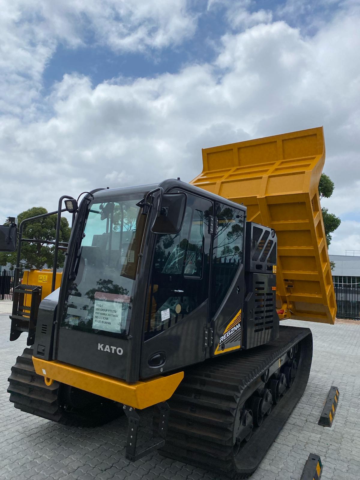 KATO iC70R CRAWLER CARRIER 360° SLEWING