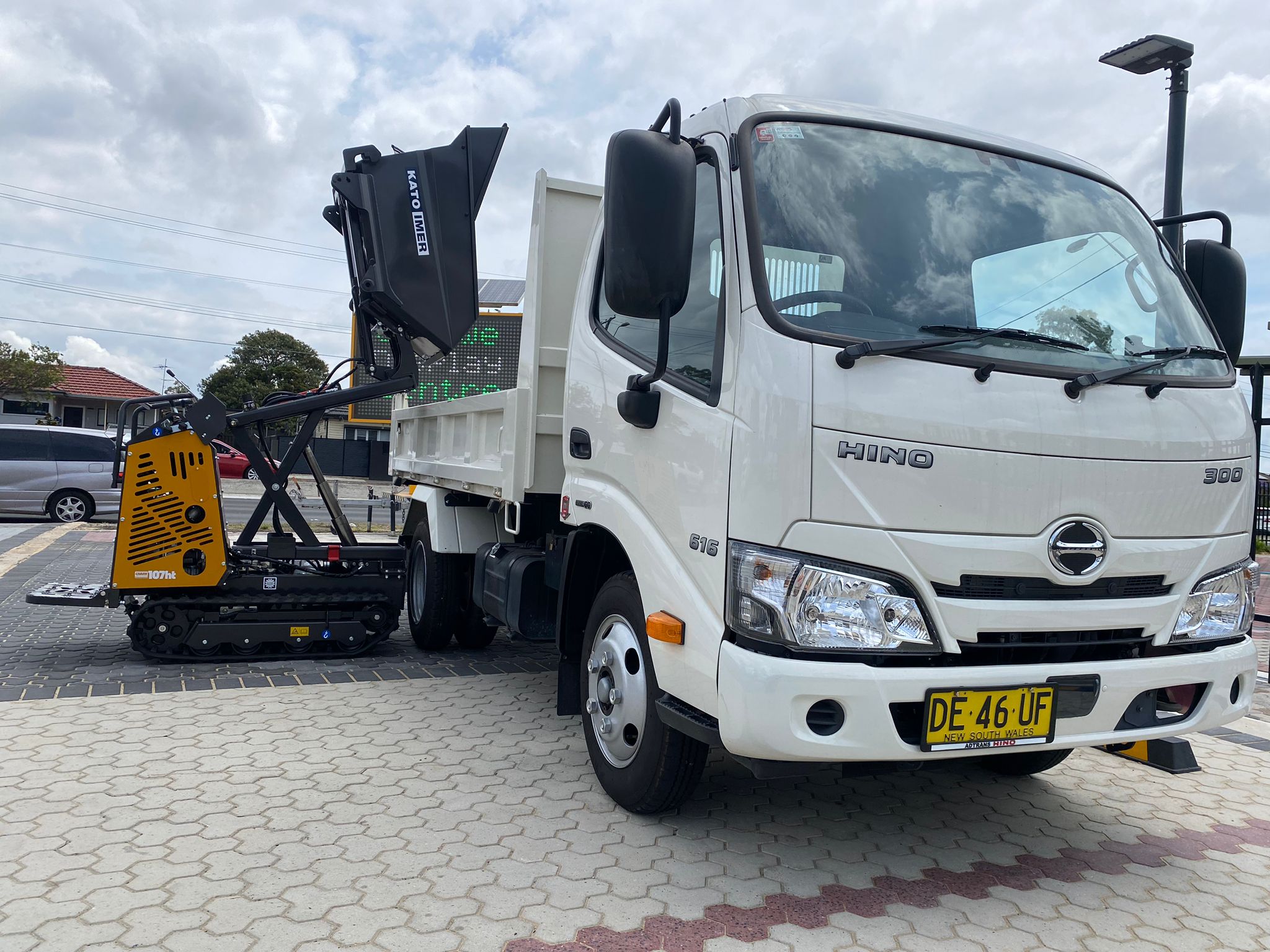 Kato Carry 107 Ht Mini Dumper Earthmoving Warehouse